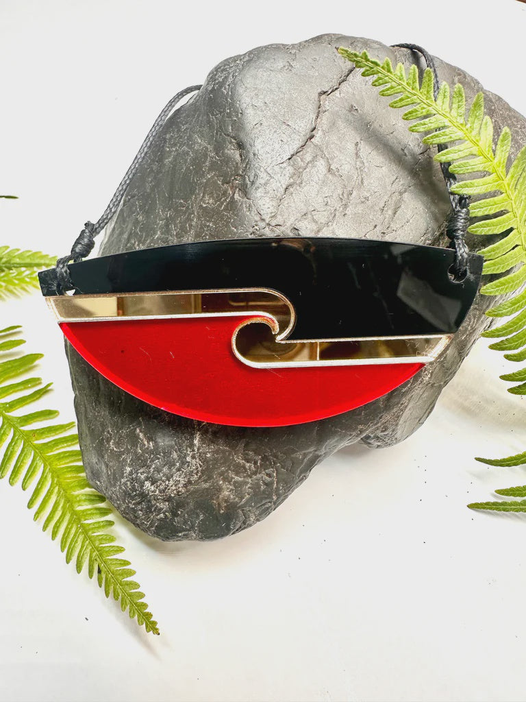 Necklace - Breastplate Tino Roa in Gold – gecko in the village