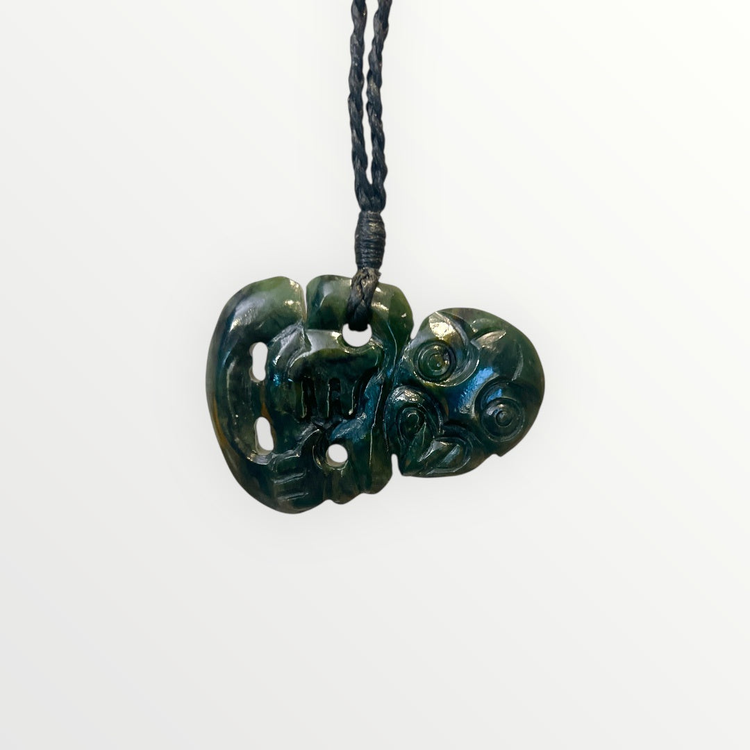 Greenstone / Pounamu Pendant - Hei Tiki Side Hung – gecko in the village