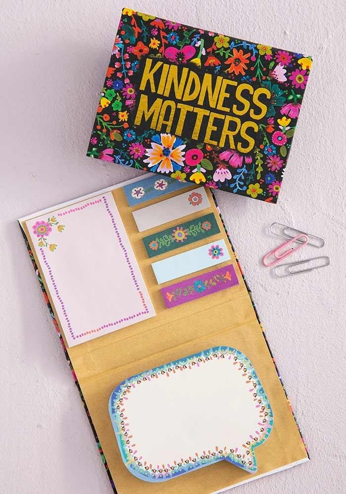 Sticky Note Book Kindness Matters – gecko in the village