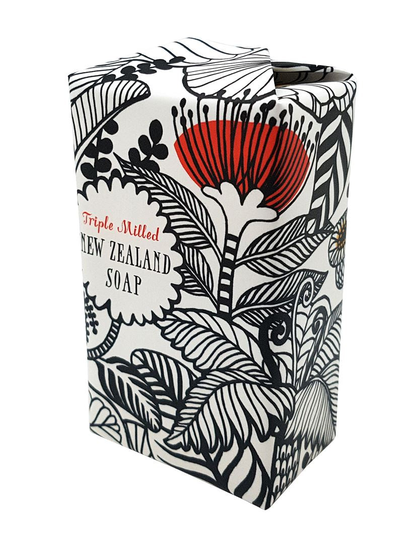 Black & White NZ Flowers Triple Milled Soap – gecko in the village