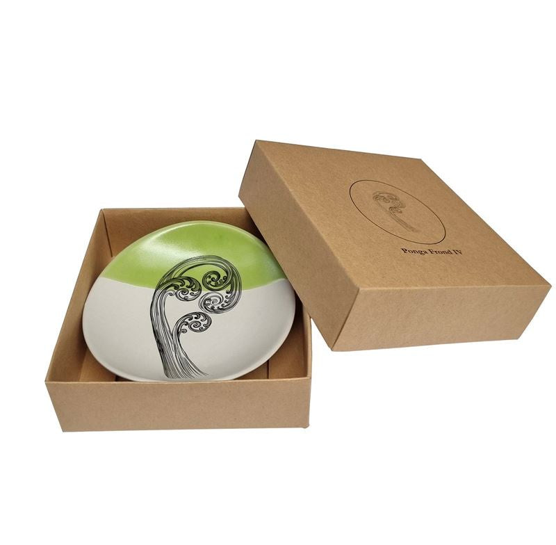 Ponga Frond 4 Green Dipped - 10cm Porcelain Bowl – gecko in the village